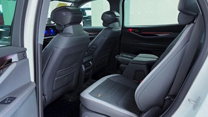 Is the 2025 Ford Edge Worth the Hype? A Deep Dive into Its Redesign ...