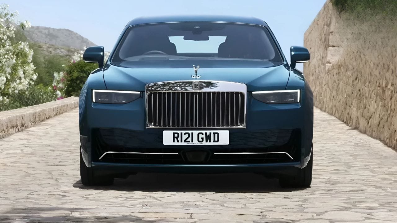 2025 Rolls-Royce Ghost Series 2: Key Upgrades and Innovations - Dal Motors