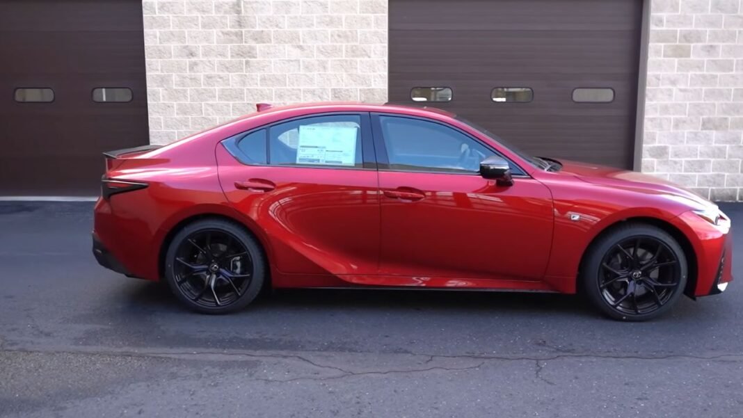 2025 Lexus IS 350 Standard Features Review - Dal Motors