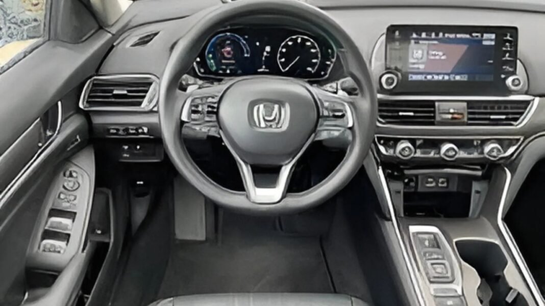 Honda Accord Hybrid mid‑size hybrid sedan for sale - Dal Motors